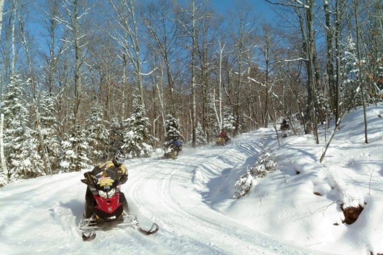 OFSC - Join Snowmobiles in Ontario: Trails and Rules